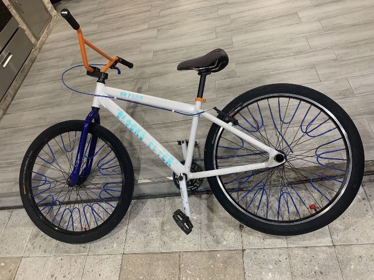 Se Bike for Sale in Miami Gardens, FL - OfferUp