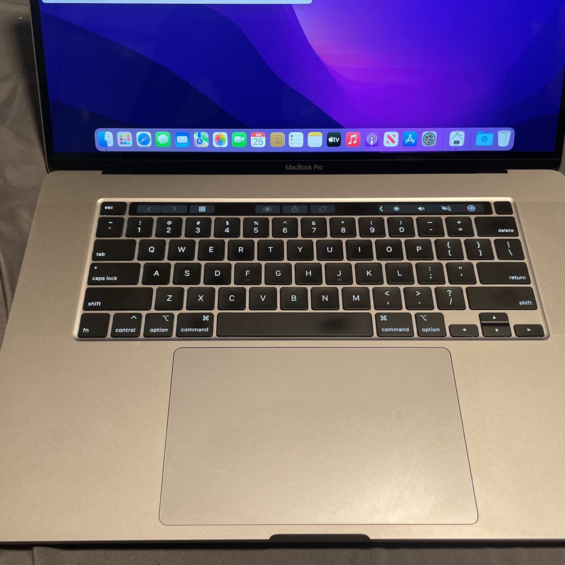 2019 MacBook Pro 16 for Sale in Houston, TX - OfferUp