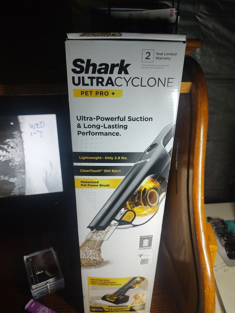 Shark Cyclone Petpro+))))) for Sale in Pomona, CA - OfferUp