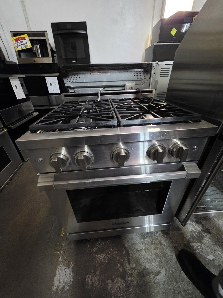 30" DACOR GAS RANGE STAINLESS STEEL for Sale in Simi Valley, CA - OfferUp