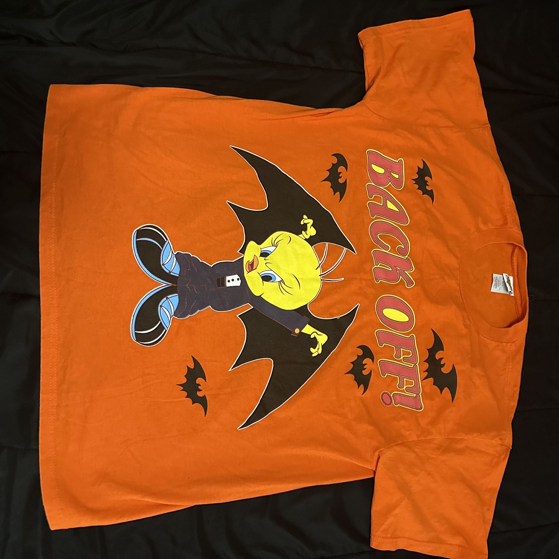 1998 Looney Tunes Tweety Bird Bat Back Off Vintage Halloween T-Shirt ...