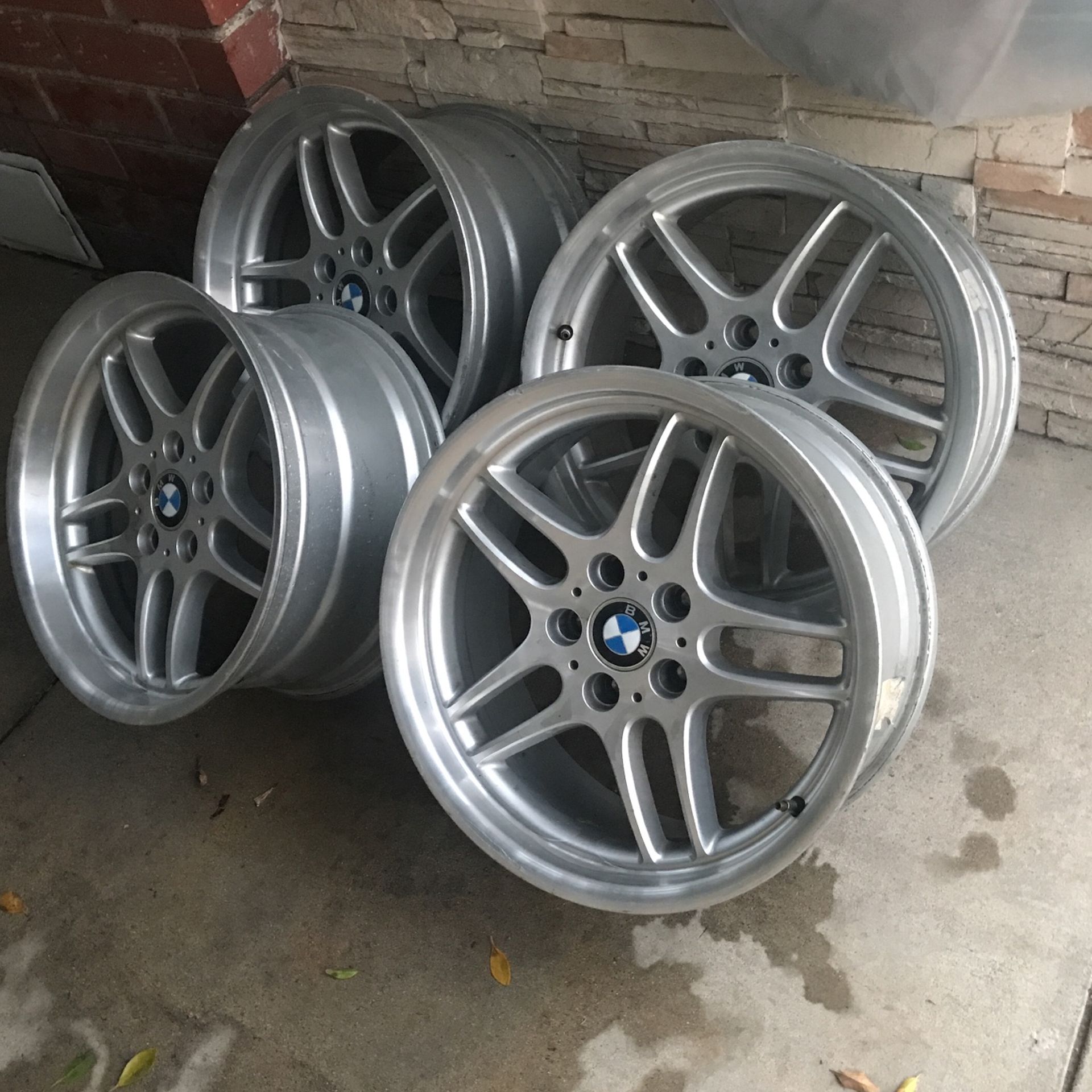 BMW rims for Sale in Tujunga, CA - OfferUp