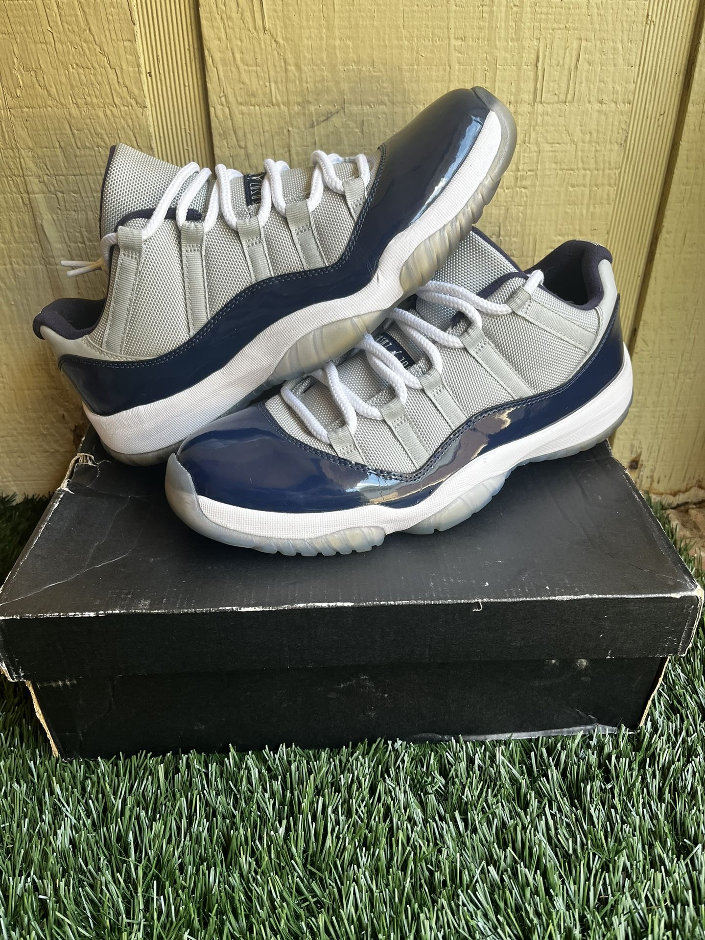 Jordan Xi Low Georgetown