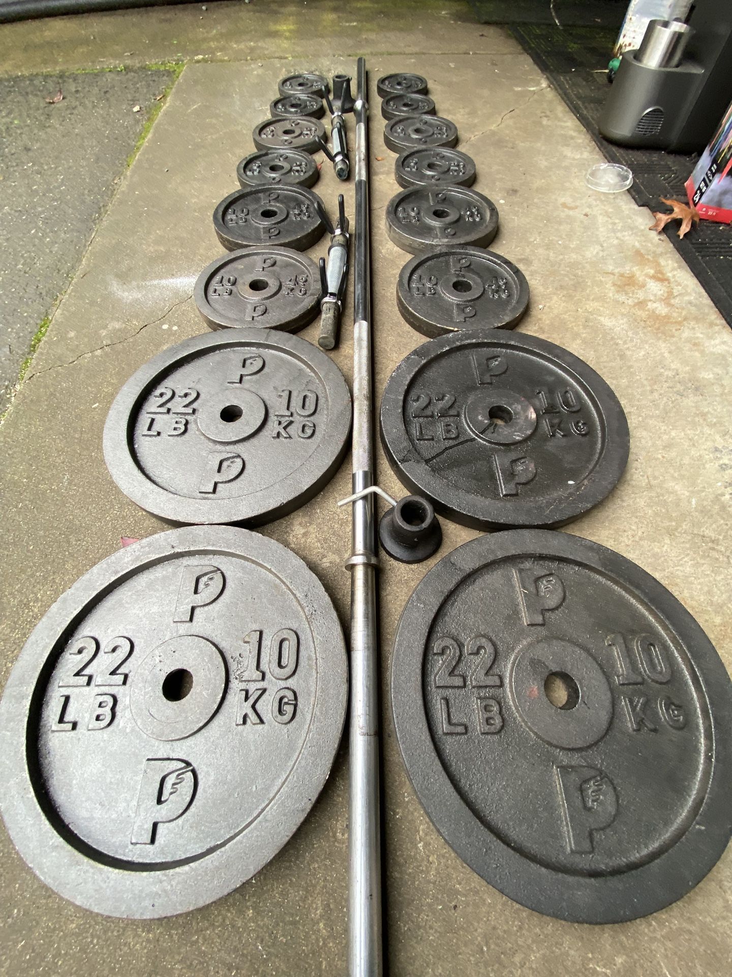 Standard Weight Set 1” Hole (PENDING SALE) for Sale in Ruston, WA - OfferUp