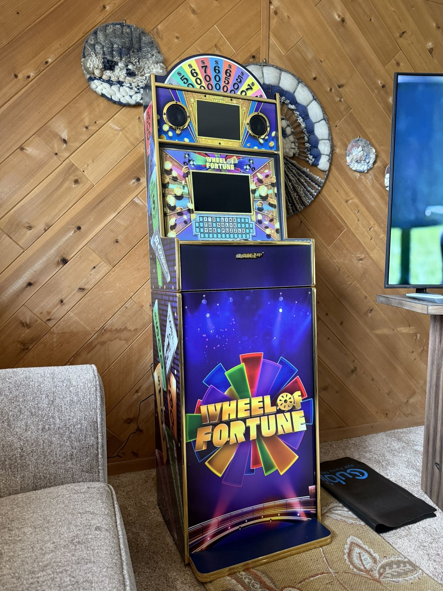 One Up Arcade Wheel Of Fortune Slot Machine for Sale in Federal Way, WA ...