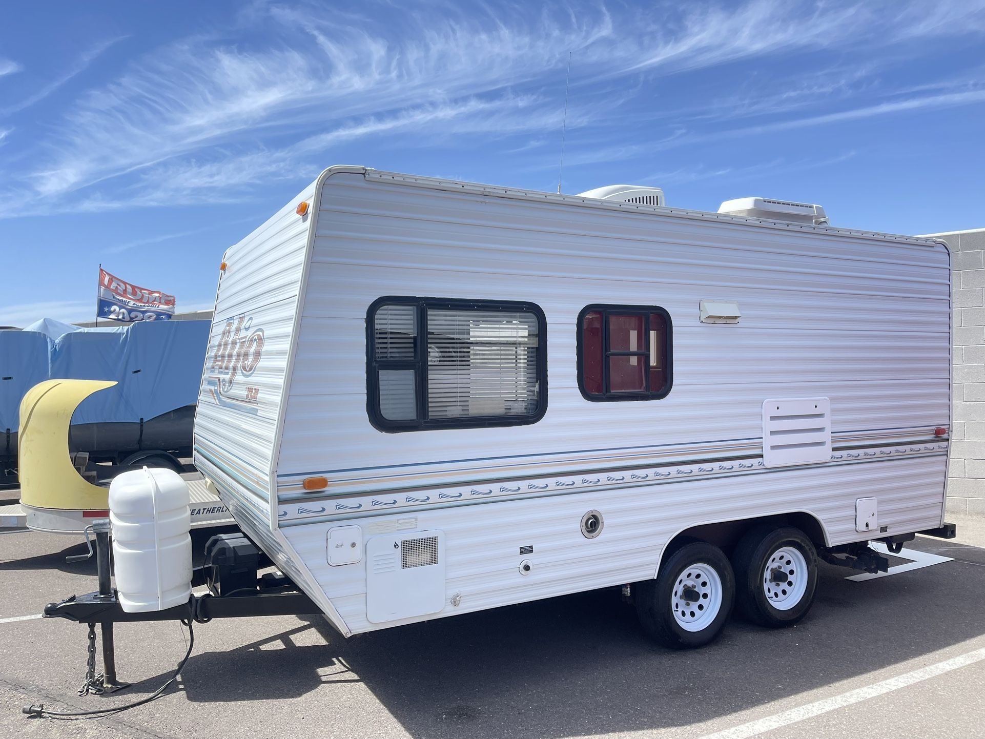 2000 Aljo, Travel Trailer 17ft Super Lightweight It can Tow With Suv for Sale in Surprise, AZ ...