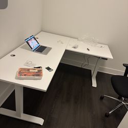 Autonomous l shaped desk store