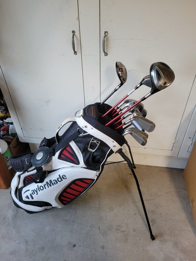 Golf Clubs, Titleist Driver, Palm Springs 2EZ 3 Wood And Iron Set ...