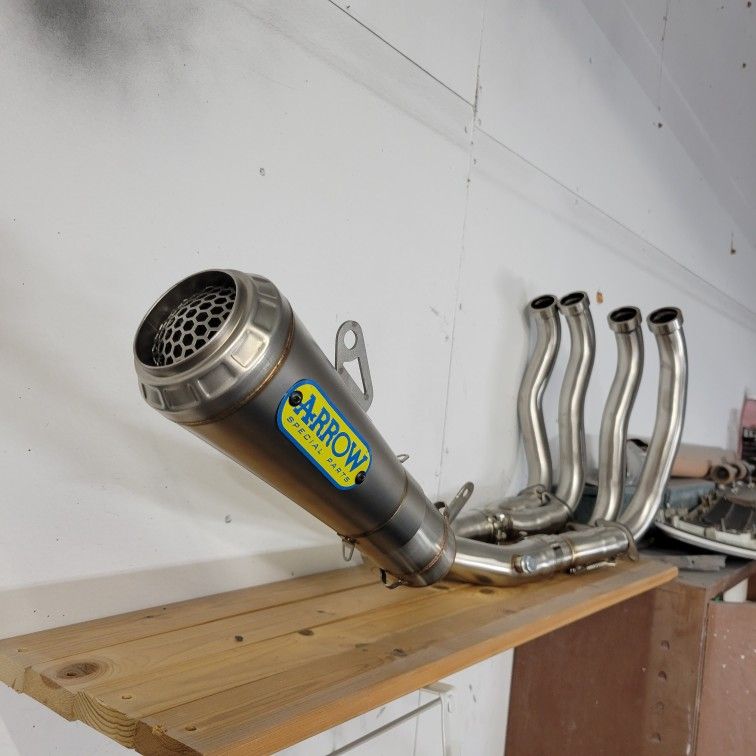 R1 , R7, Mt09 Exhaust for Sale in Gardena, CA - OfferUp