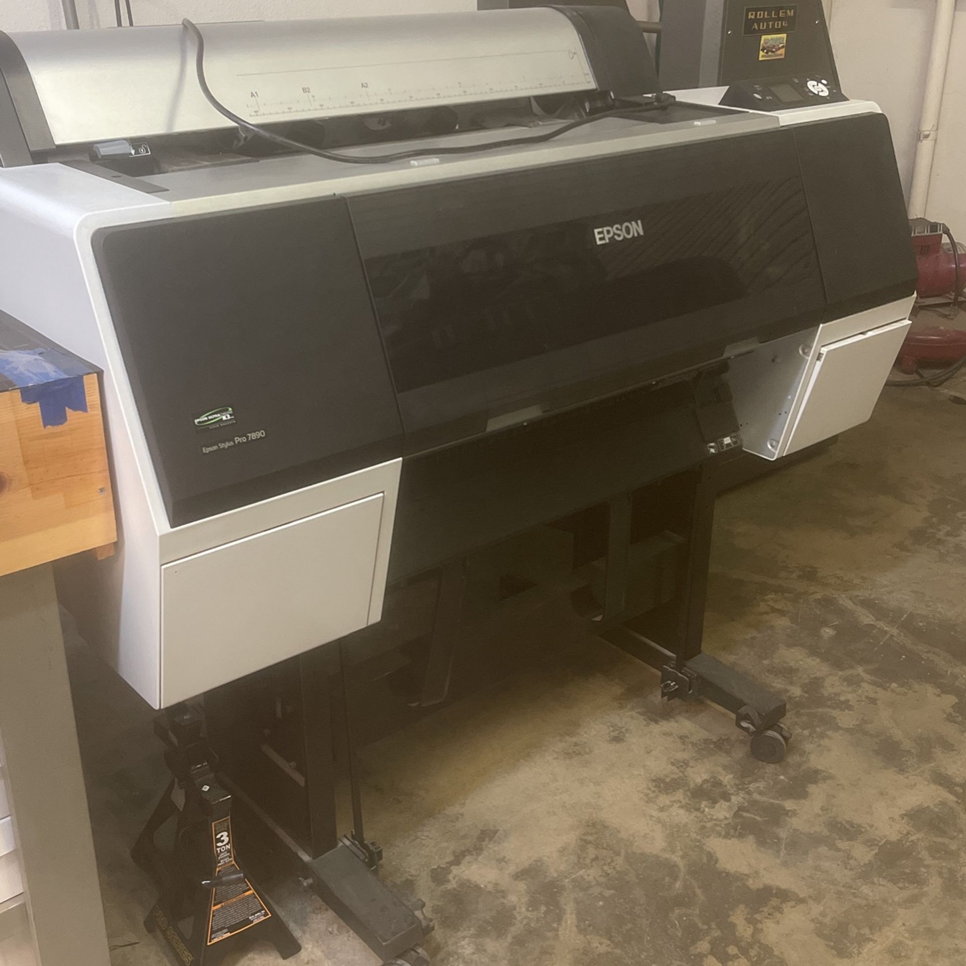 Epson Stylus Pro 7890 Printer for Sale in Riverside, CA - OfferUp