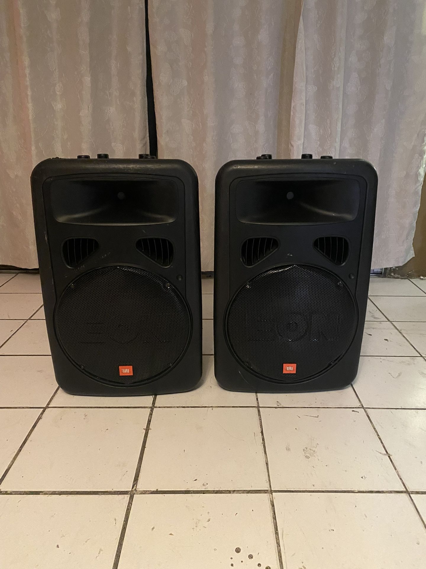 JBL EON G2 15” Powered Speaker for Sale in Santa Ana, CA - OfferUp