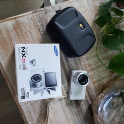 Samsung Smart Camera Nx Mini