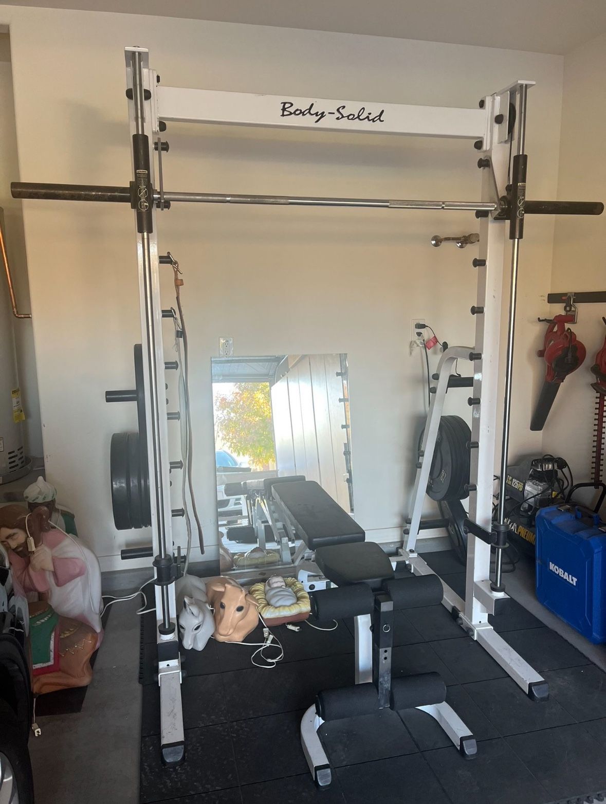 Smith machine Squat Rack for Sale in Litchfield Park, AZ - OfferUp