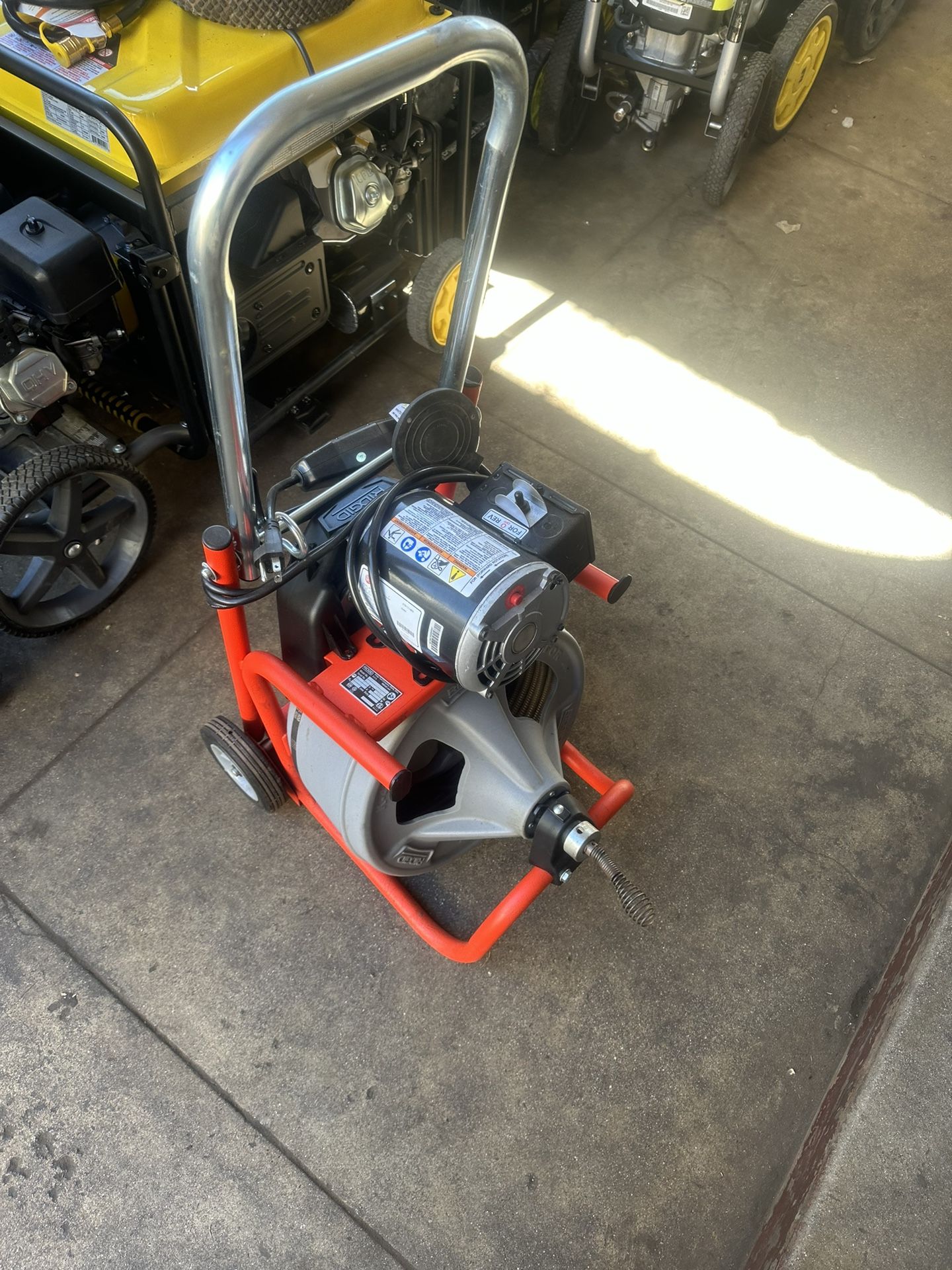 RIDGID K-400 Drain Cleaning Snake Auger Machine, C-31 IW 3/8 in. x 50 ...