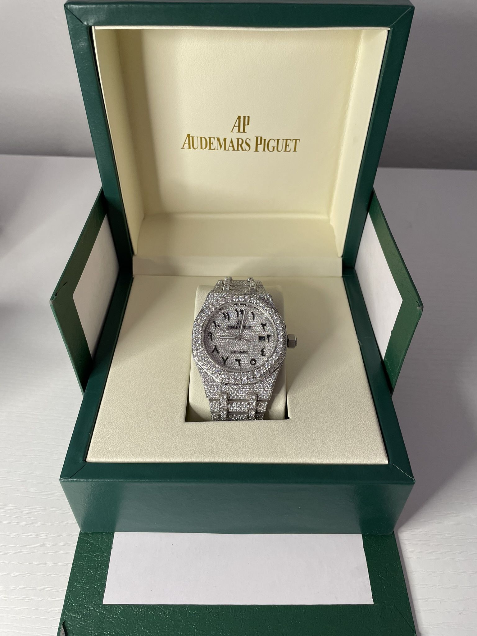Premium AP VVS Moissanite Watch (BEST OFFER) for Sale in Panama City ...