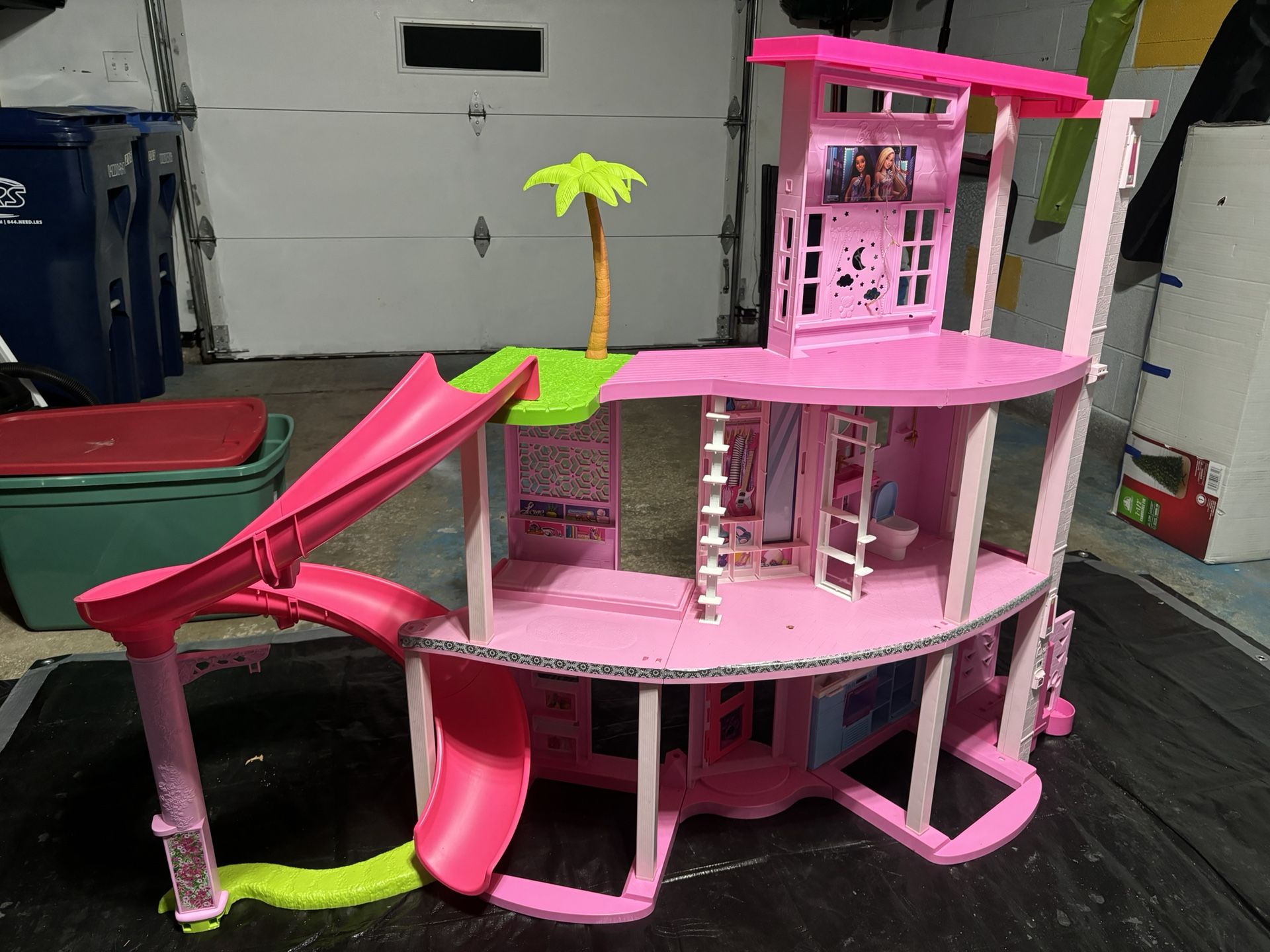 Barbie dream house cheap store