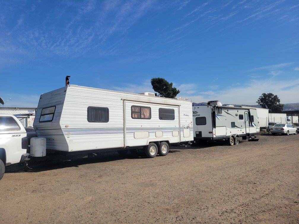 RV Trailer 2000 thor wanderer 26' for Sale in San Diego, CA - OfferUp
