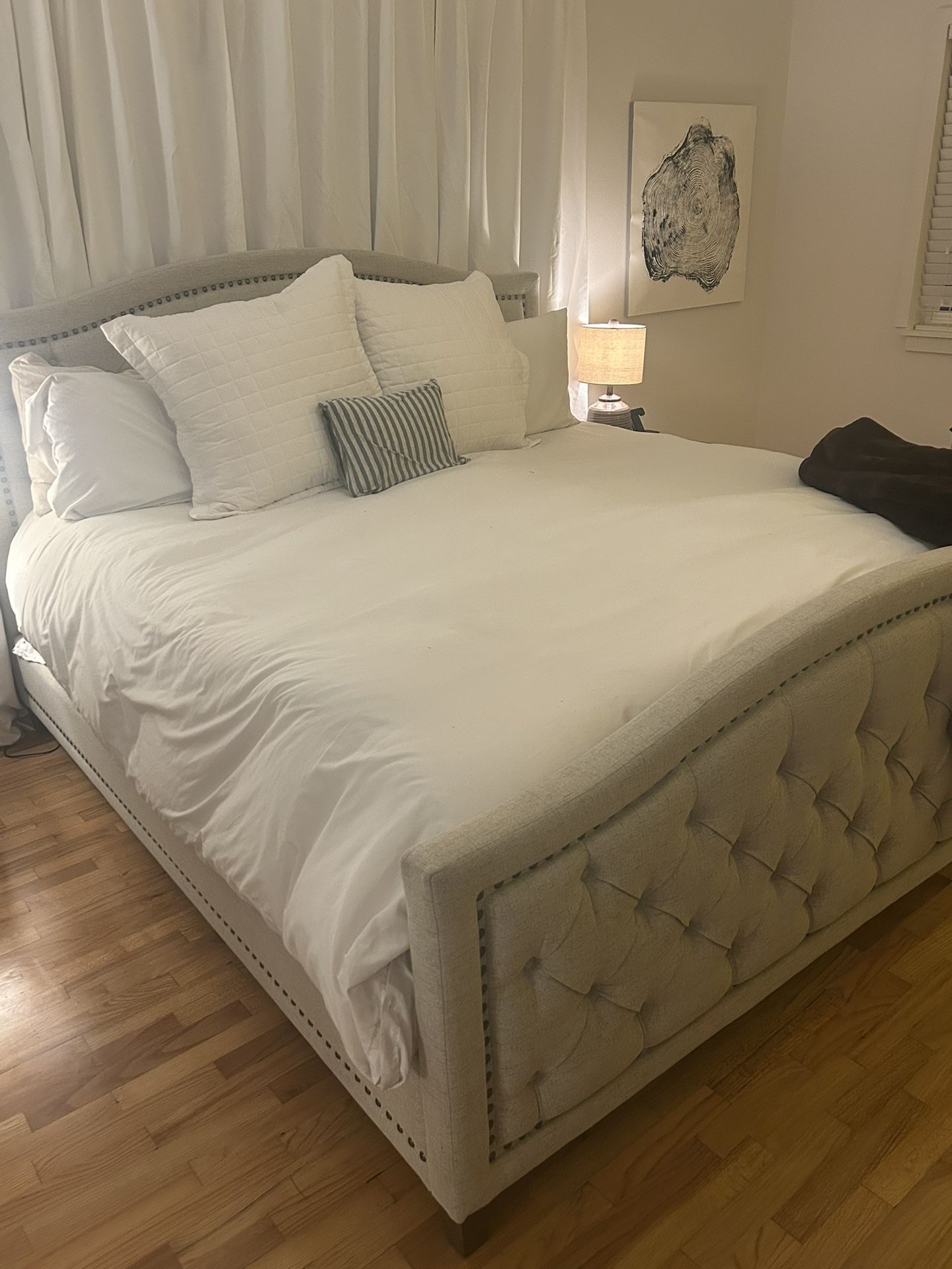King Upholstered Wingback Bed – Great Condition for Sale in Bothell, WA ...