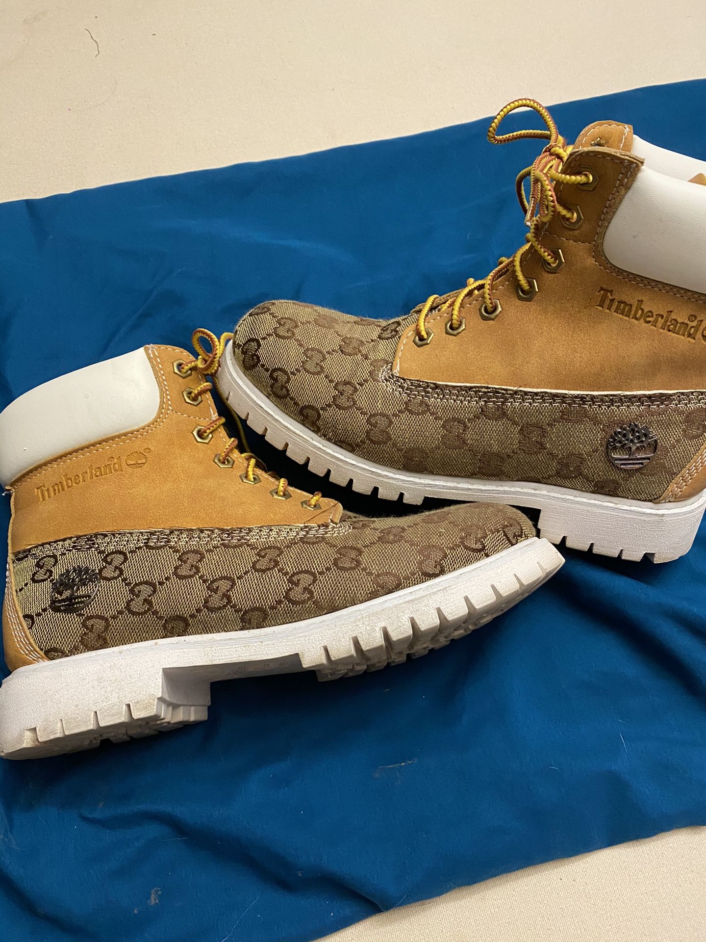 GUCCI TIMBERLANDS for Sale in San Antonio, TX - OfferUp