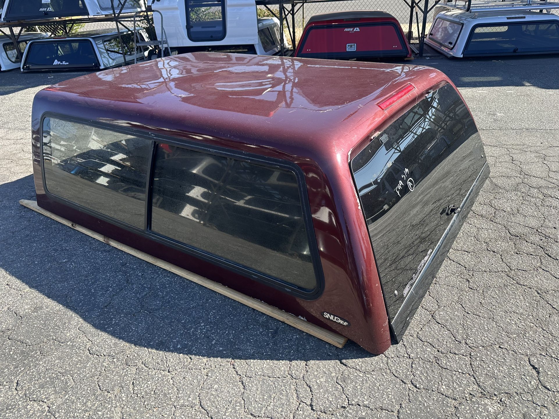 Ford F -250 Camper Shell 1999-07 SNUGTOP for Sale in Torrance, CA - OfferUp