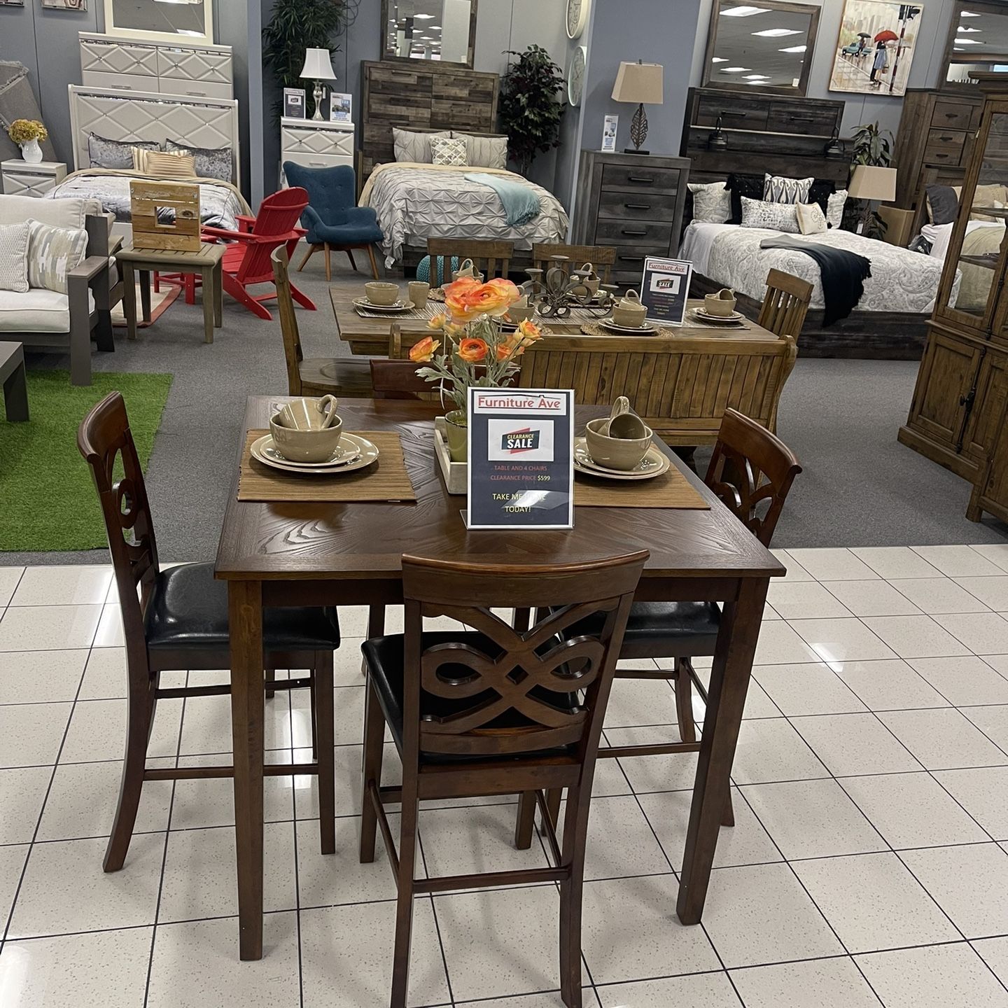 Clearance Dining Room Sets
