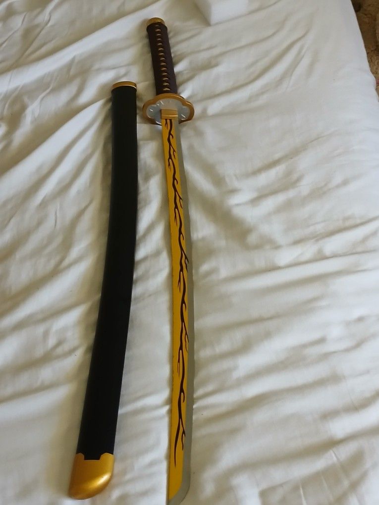 demon slayer katana NEGOTIABLE OR TRADING FOR OCULUS QUEST 2 for Sale ...