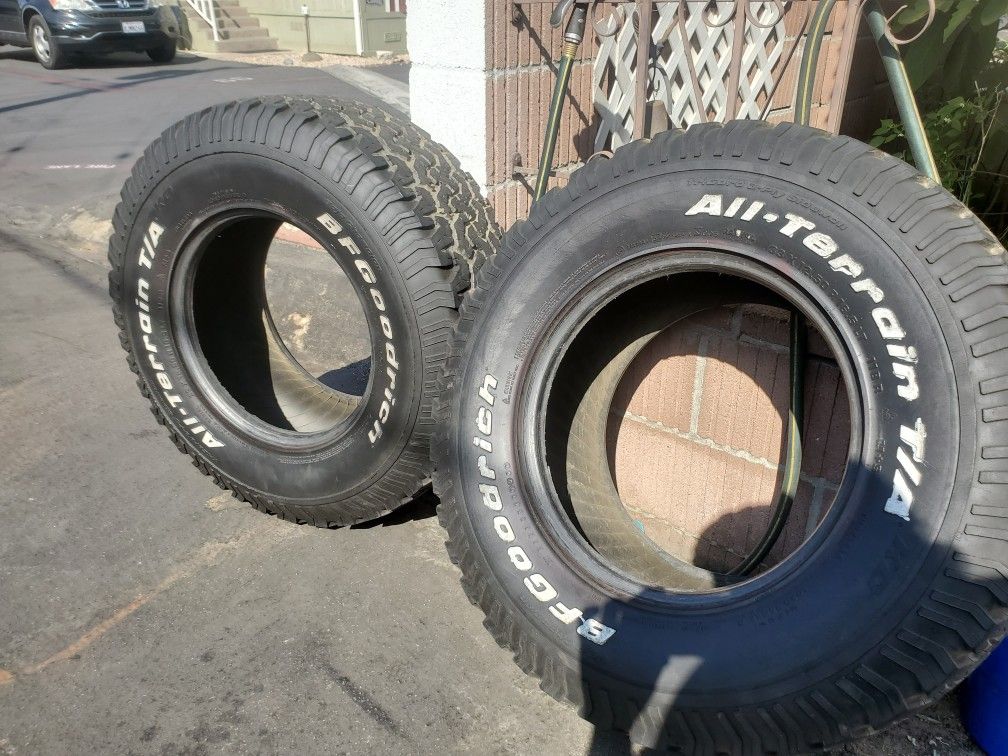 Bf Goodrich 33's all terrain 33x12.50 R16.5 pair of tires for Sale in ...