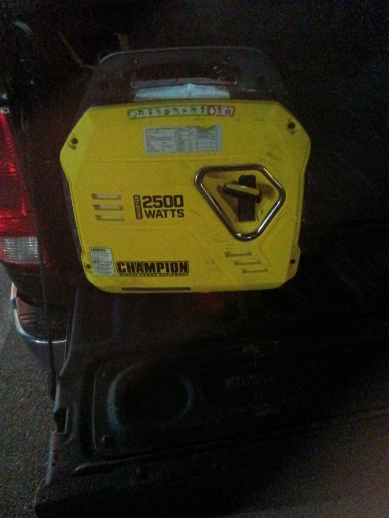 Champion Generator 2500 Watts for Sale in Marysville, WA - OfferUp