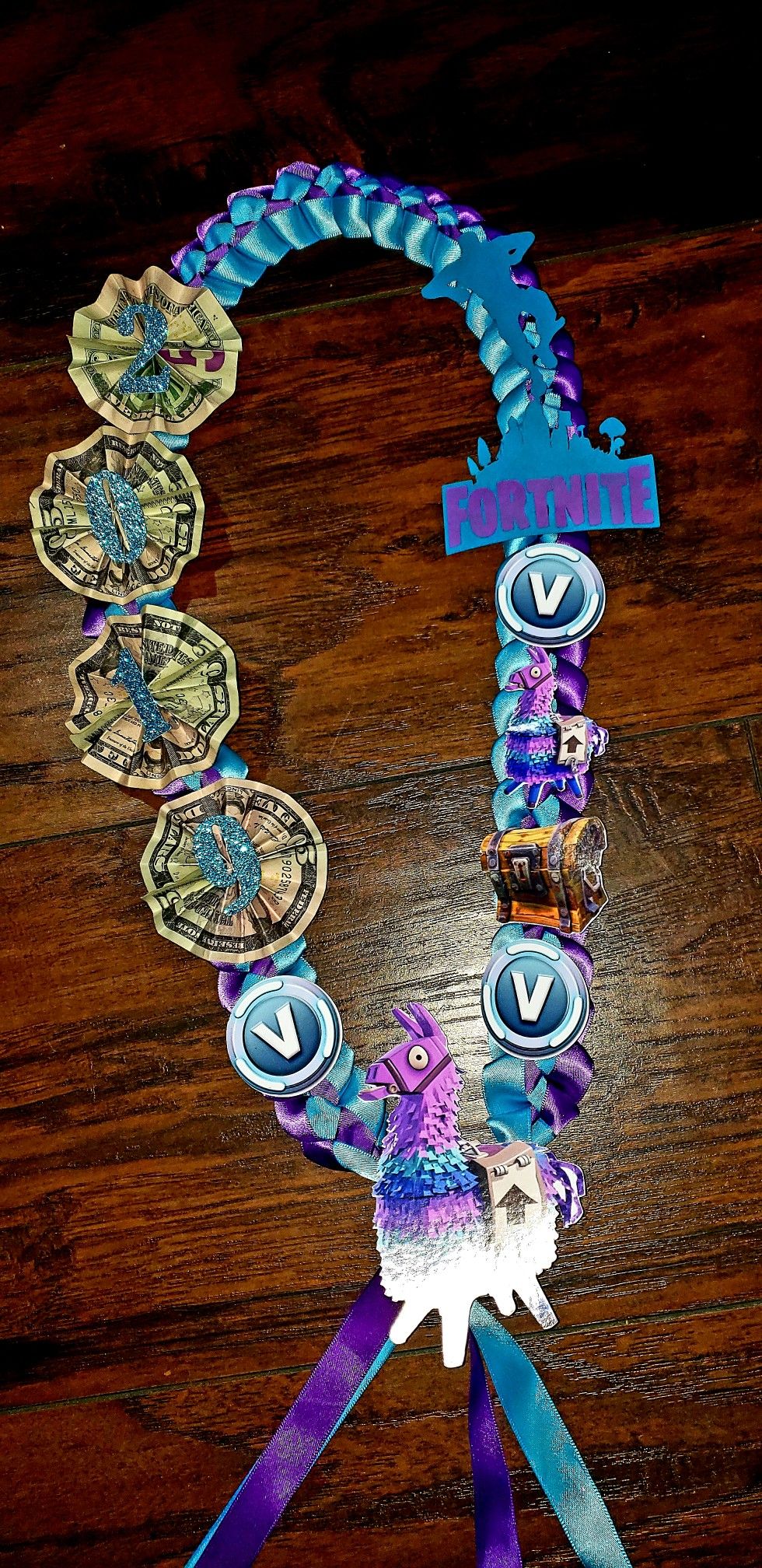 Fortnite Graduation Lei for Sale in Inglewood, CA - OfferUp