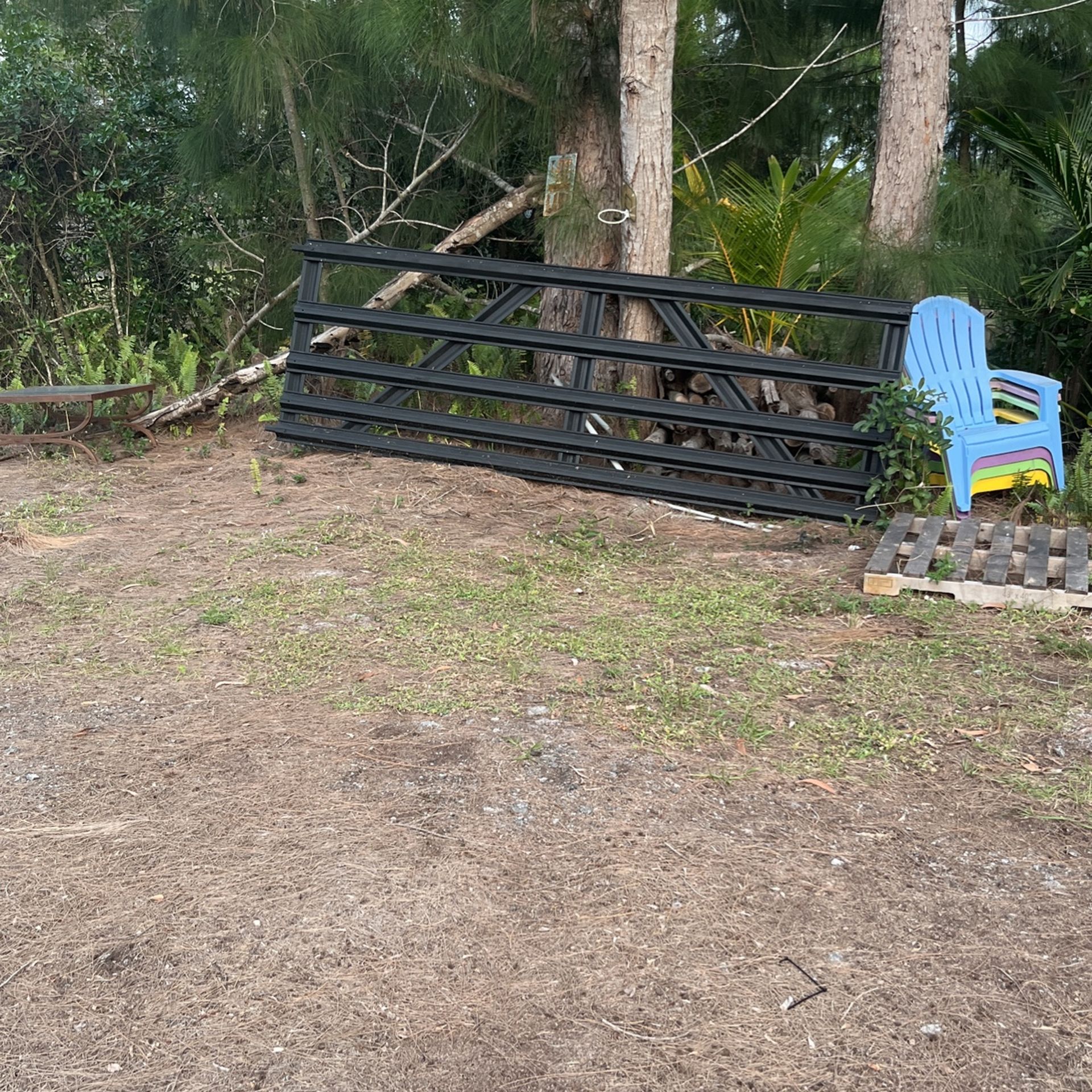 Gate Front Yard Gate 11feet WIDE 11inches Long And 4 Foot Tall For