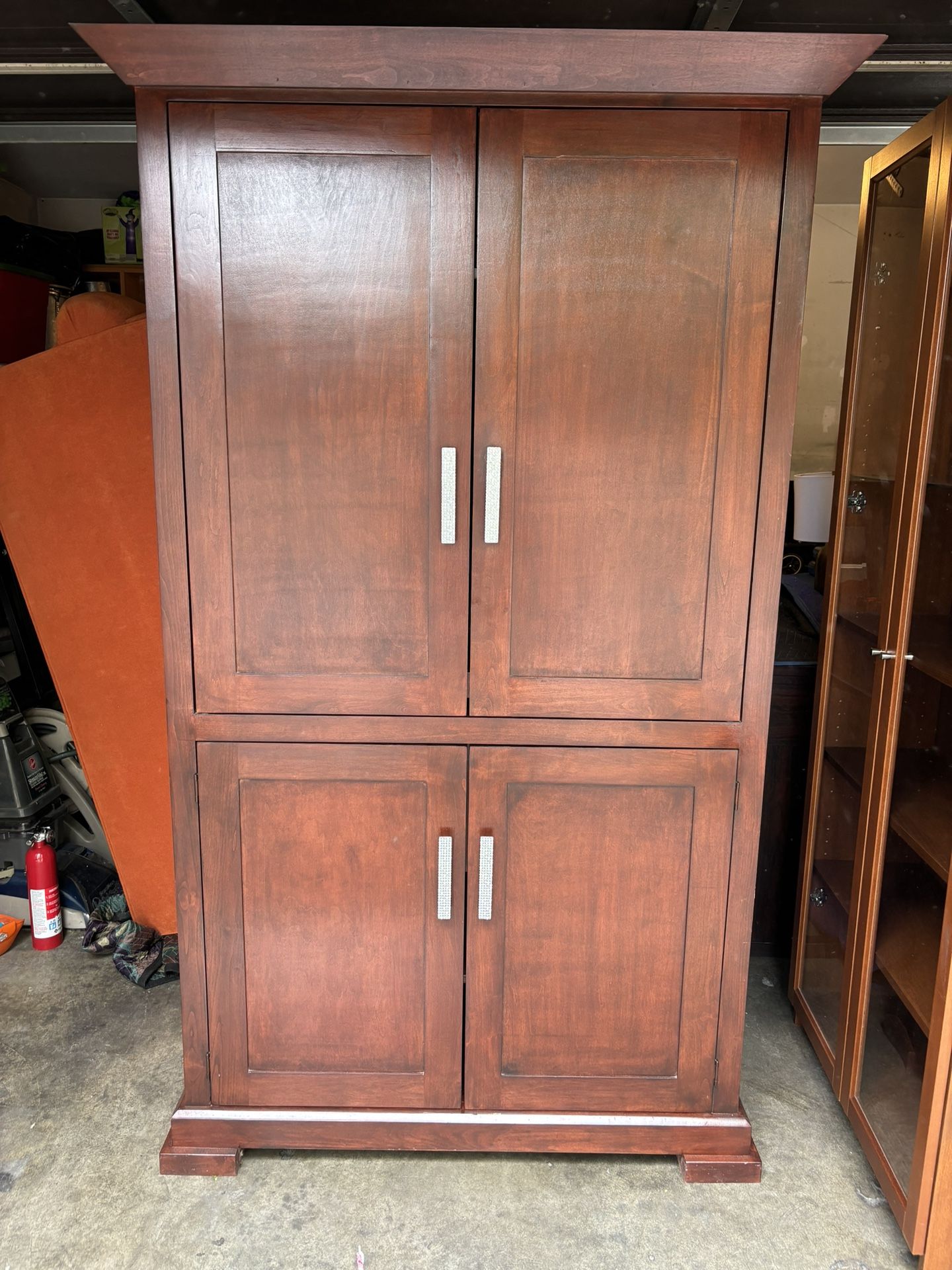 Large Media Armor And Storage for Sale in San Fernando, CA - OfferUp
