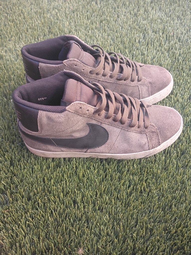 Nike Blazer SB x Bog Green Black 310801-301 for Sale in Artesia, CA ...