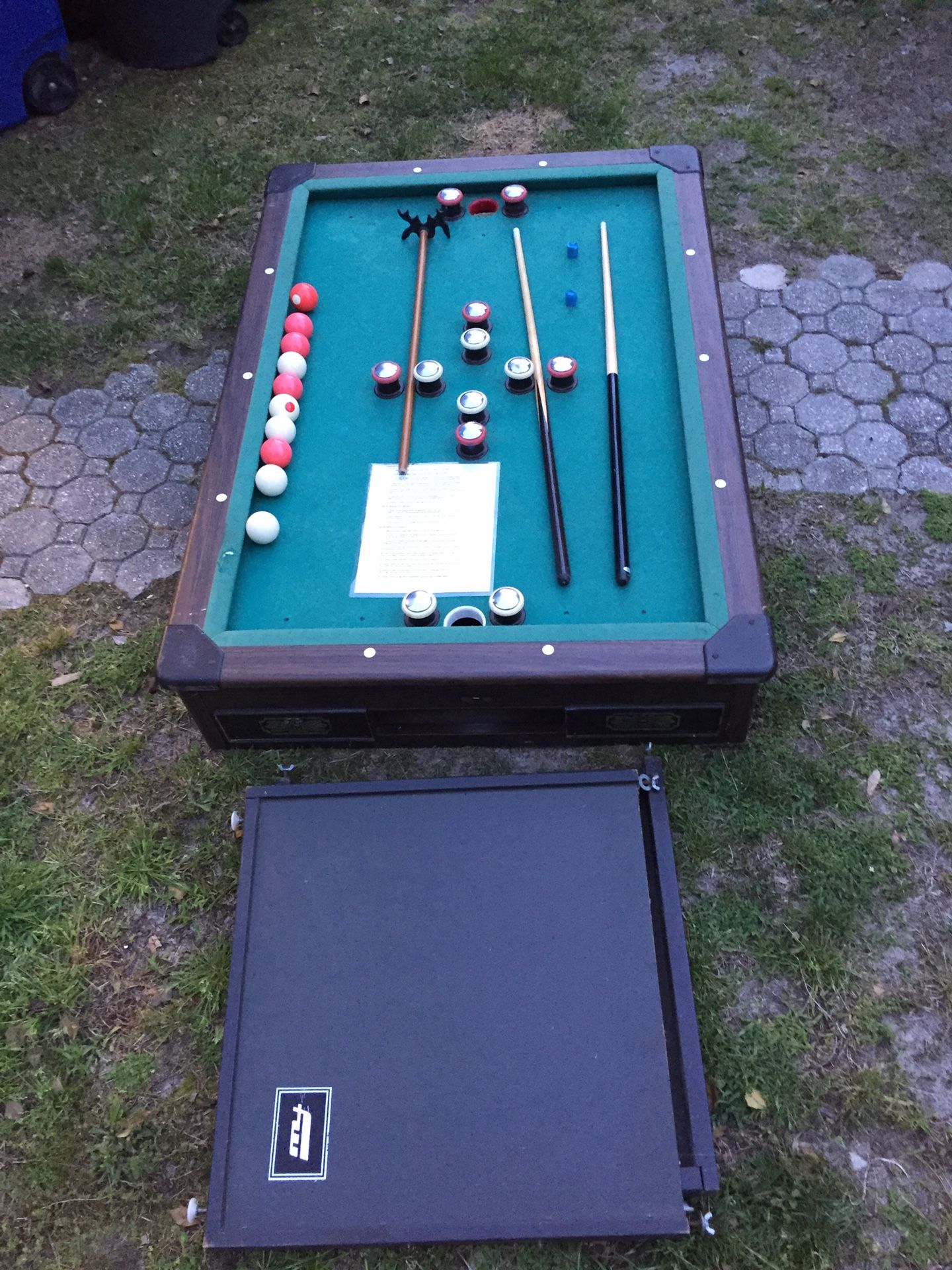 Frederick Willys Bumper Pool Table for Sale in Northfield, NJ - OfferUp