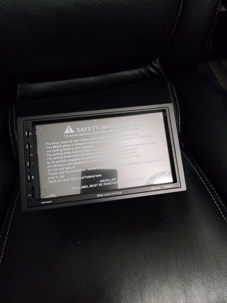 Touch Screen Stereo for Sale in Riverside, CA - OfferUp