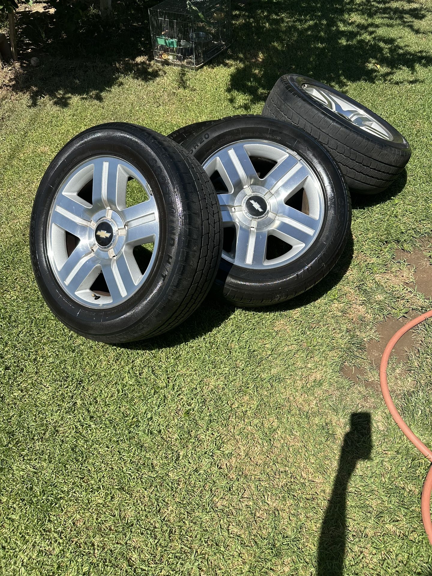 Chevrolet Texas Edition Wheels 20” for Sale in Riverside, CA - OfferUp