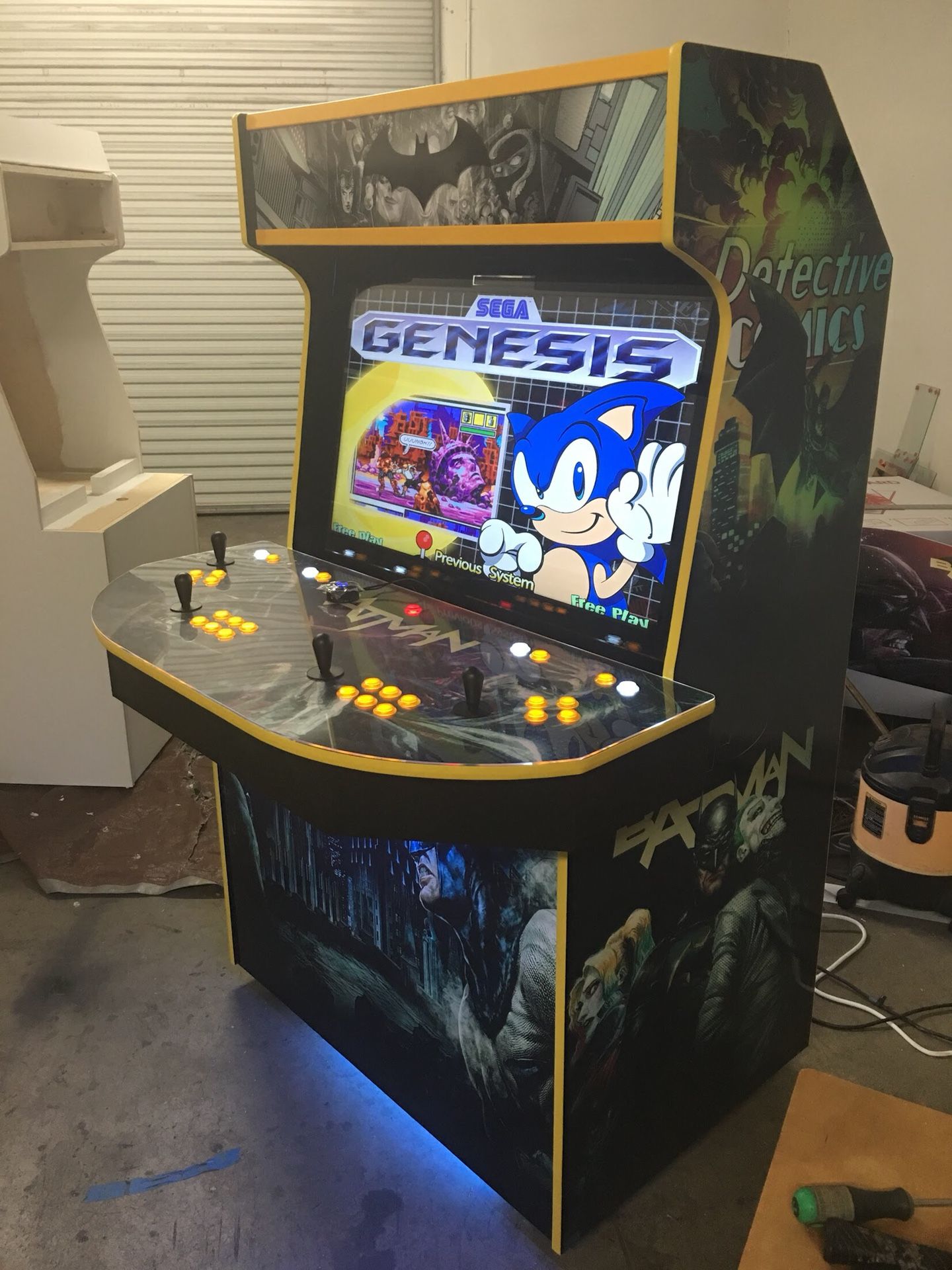 Arcade Ultimate 4 player 40" LCD MAME Hyperspin 6000 games for Sale in ...