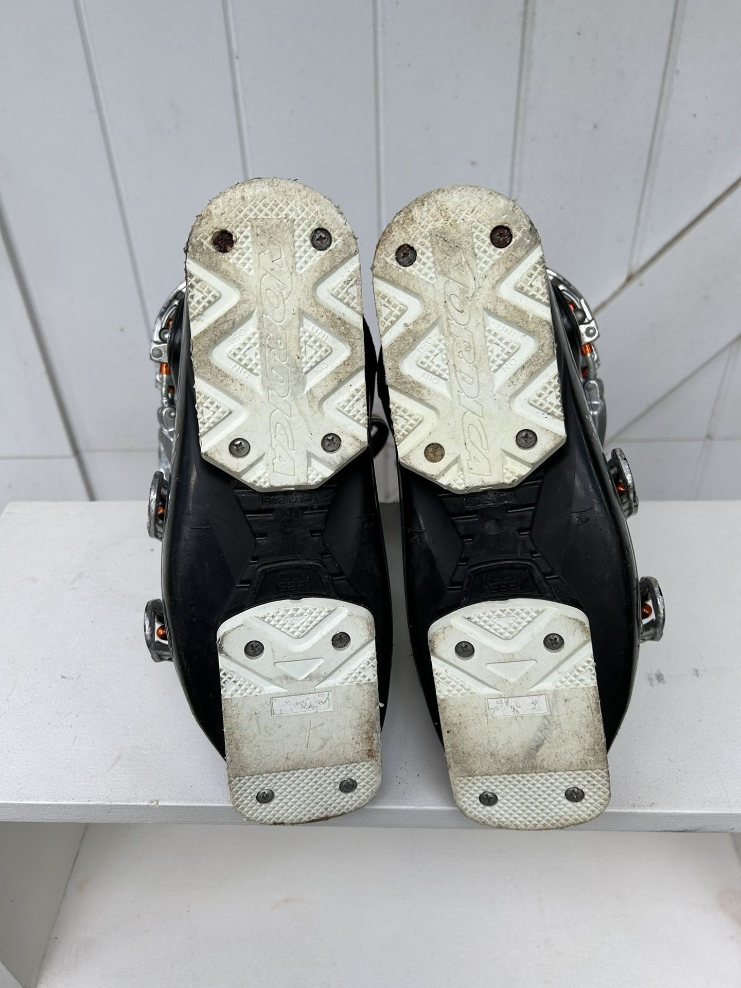 Nordica Hot Rod Ski Boots 240-245 Black Silver 285 mm for Sale in Princeton, NJ - OfferUp