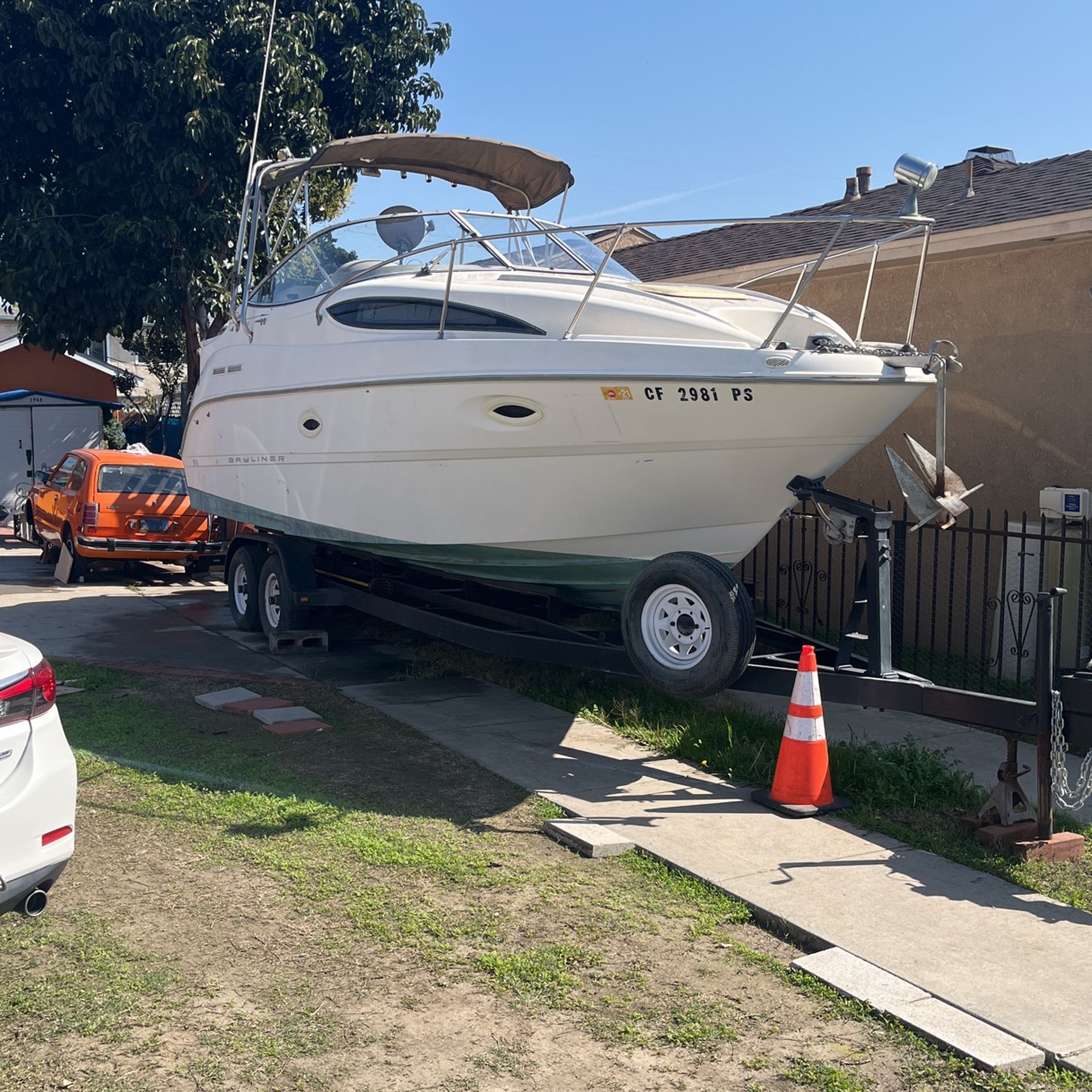 Bayliner Sierra 2001 for Sale in Long Beach, California - OfferUp