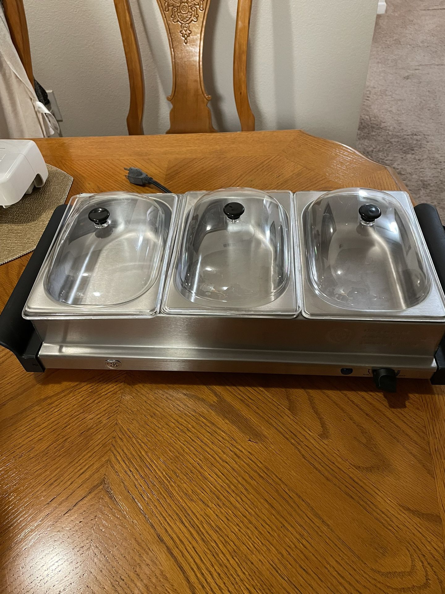 Bella Kitchen Electric Triple Buffet Server for Sale in Riverside, CA ...