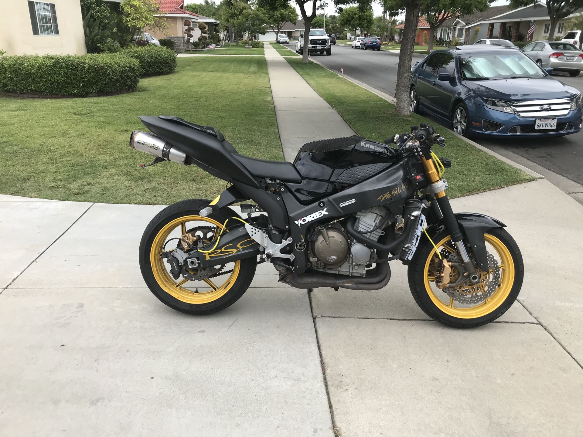 2006 kawasaki zx6r 636 stunt street fighter for Sale in Whittier, CA ...