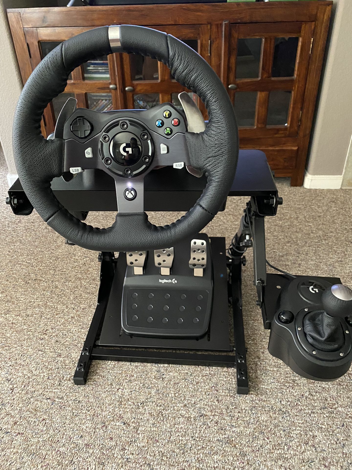 Logitech G920 Racing Wheel with Pedals, Gear Shifter, Racing Frame and ...