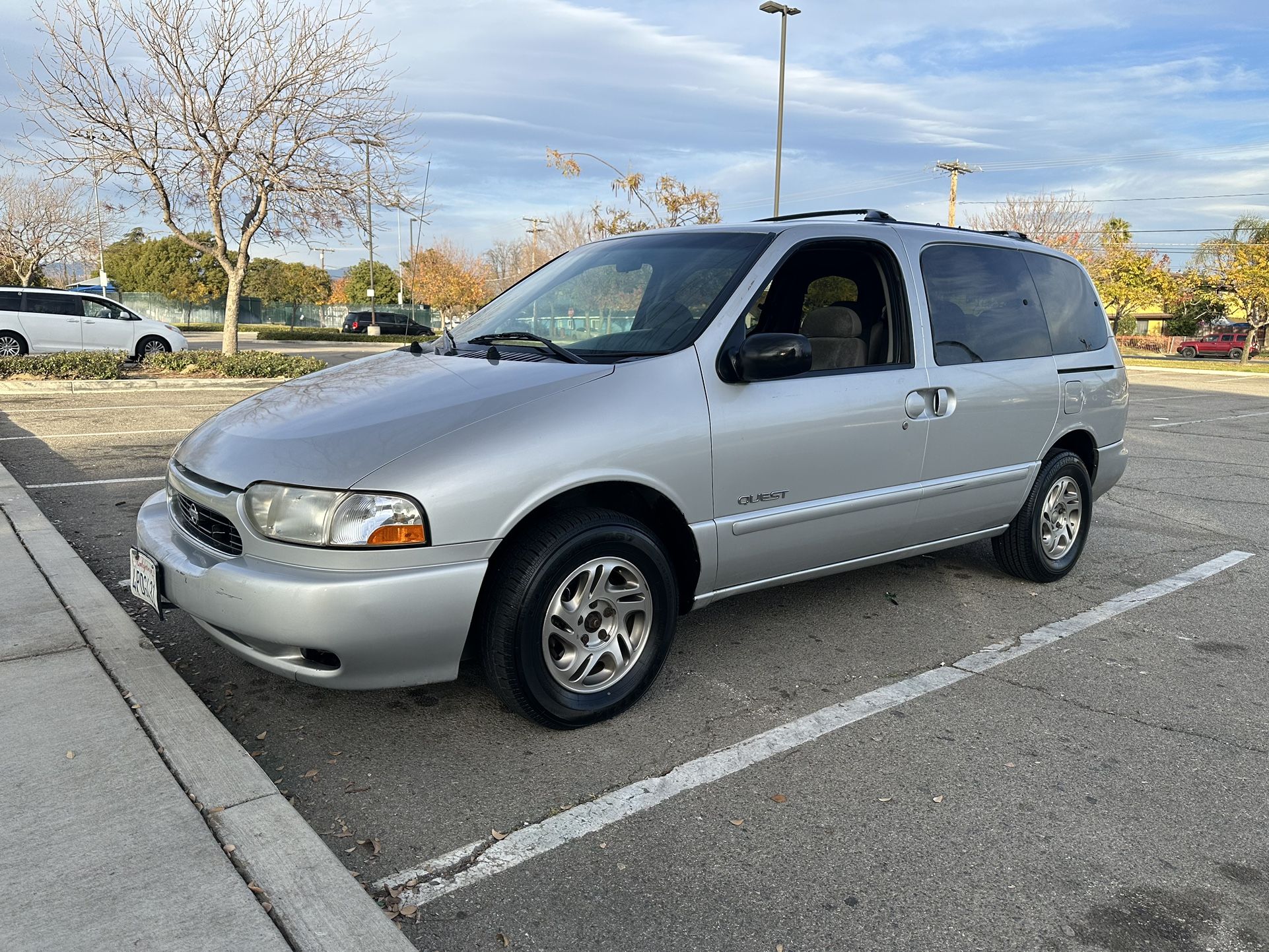 2000 Nissan Quest for Sale in Fontana, CA - OfferUp