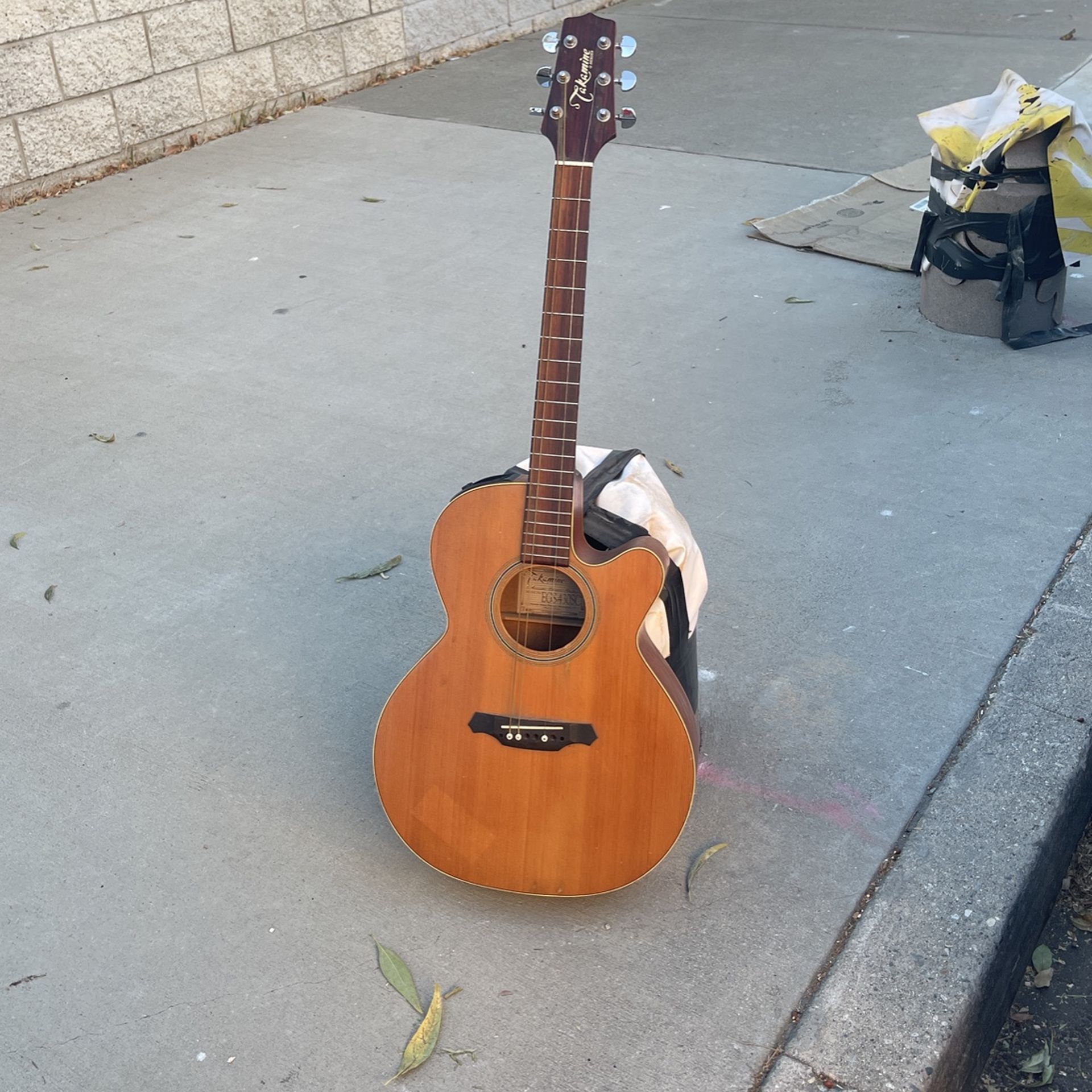 Takamine G Series for Sale in Los Angeles, CA - OfferUp