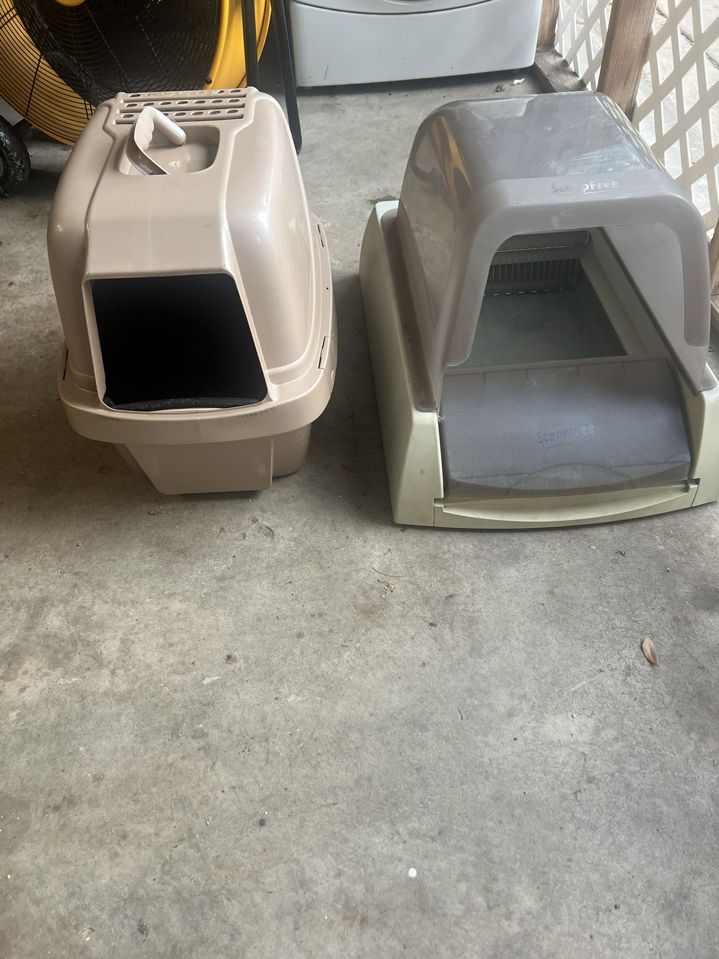 Scoop Free Litter Box for Sale in San Antonio, TX - OfferUp