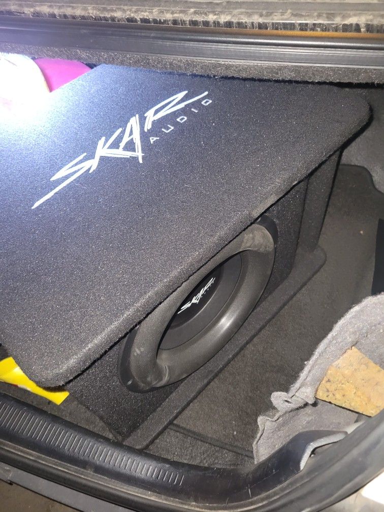 Skar Audio 15' Subwoofer for Sale in Hazard, CA - OfferUp