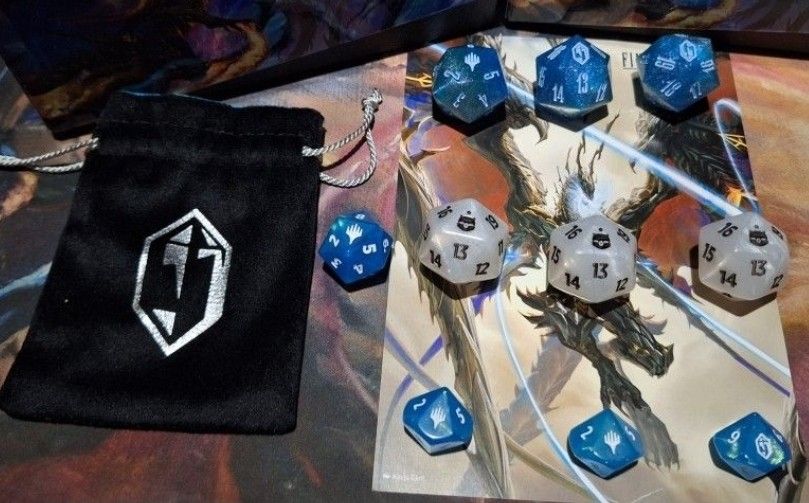 Magic: The Gathering Final Fantasy Dice Set W/ Dice Bag for Sale in Von ...