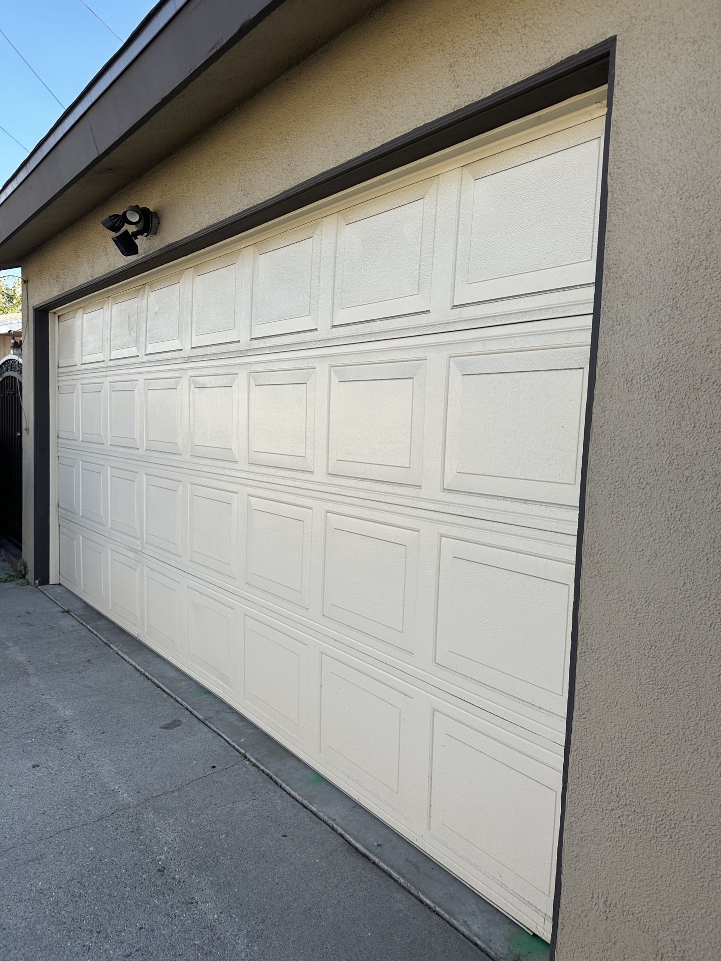 Used Garage Door for Sale in Pomona, CA - OfferUp