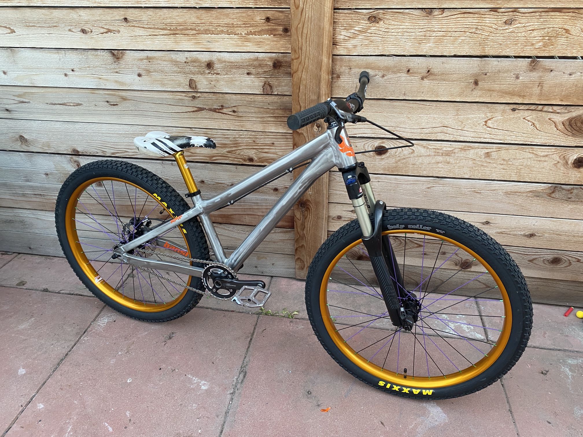 Banshee Amp DJ Bike Size Short for Sale in San Diego, CA - OfferUp