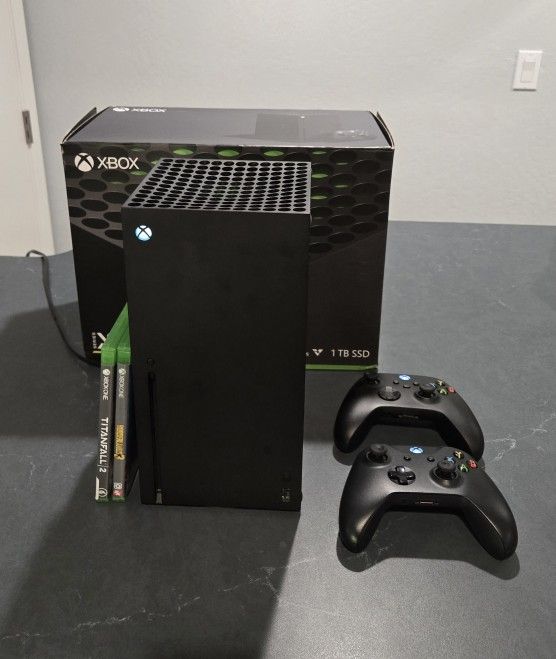Xbox SERIES X package for Sale in Moraga, CA - OfferUp