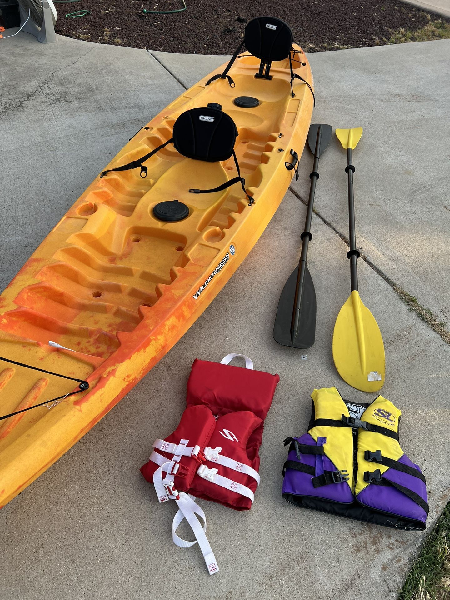 3 Person Kayak - Great Condition for Sale in El Cajon, CA - OfferUp